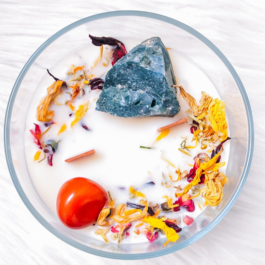 Kaars met edelstenen voor sterrenbeeld Weegschaal: bestel online | Mel ...